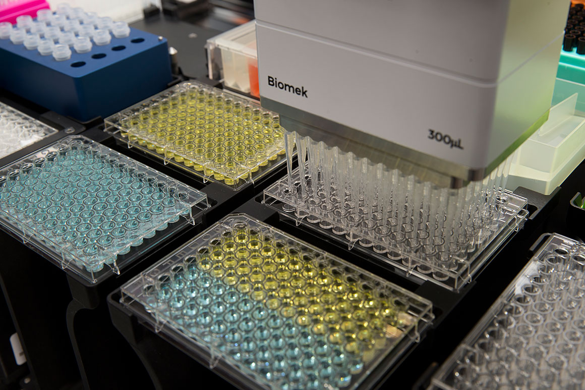 Biomek i-Series 自動分注ワークステーション | ベックマン・コールター